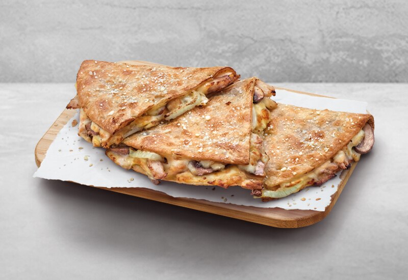 Pizza Fold - Cluckin Chicken Craze - Domino's Pizza